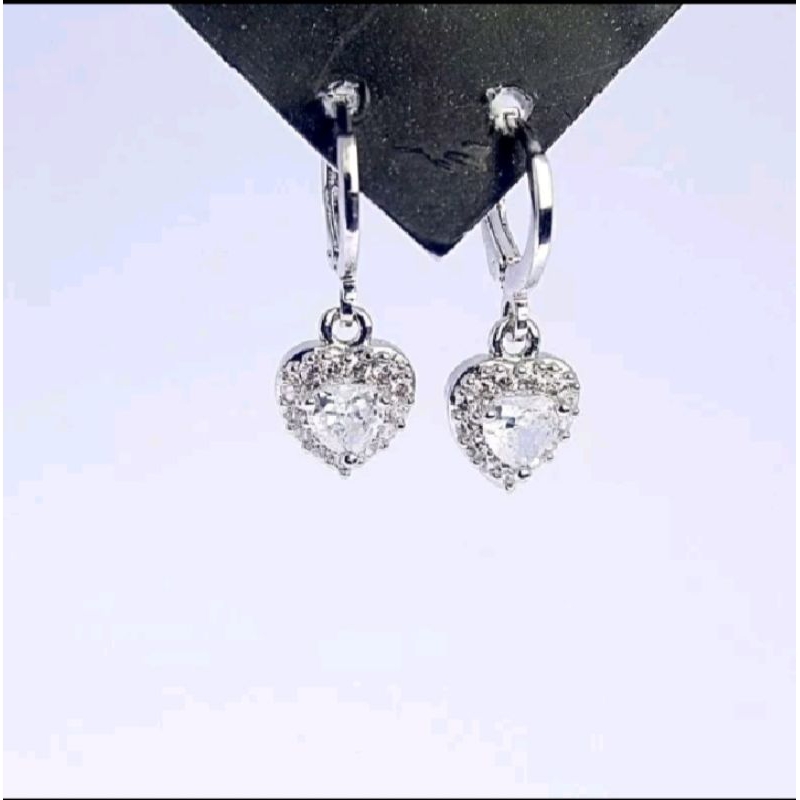 Jual anting titanium love pertama silver | Shopee Indonesia