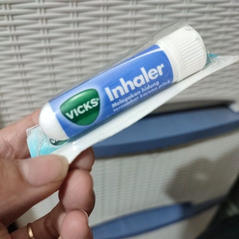 Jual Vicks inhaler 0.5ml melegakan hidung tersumbat | Shopee Indonesia