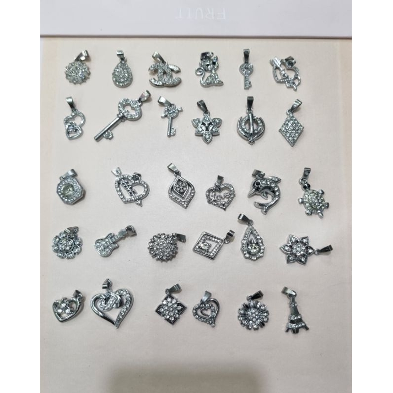 Jual Eceran Liontin atau Bandul kalung mata mata banyak motif bahan ...