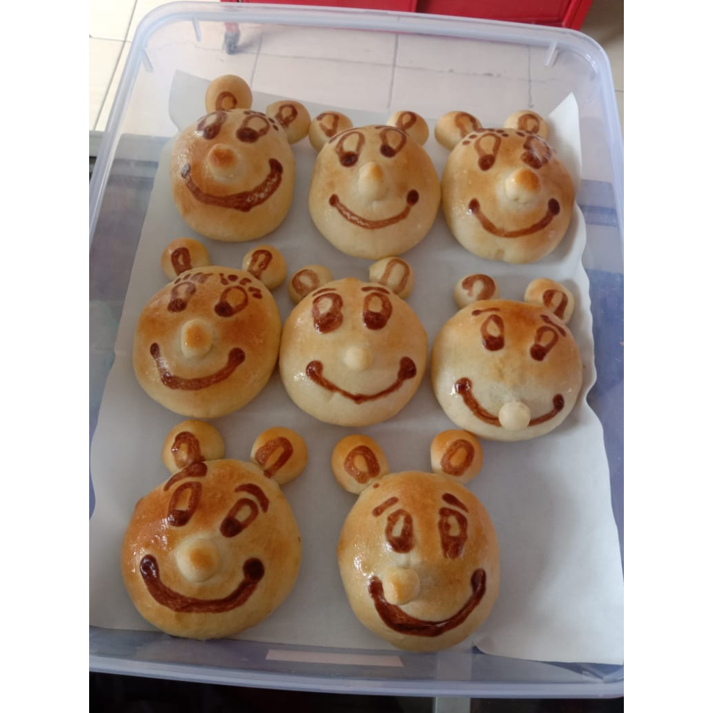 Jual Qonitah Project Roti Karakter AMAUMI Roti Karakter Isi Coklat ...