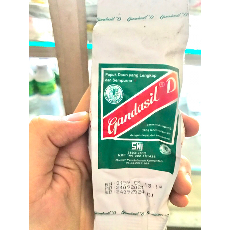 Jual GANDASIL D 100 gr NPK PUPUK DAUN FASE PERTUMBUHAN | Shopee Indonesia