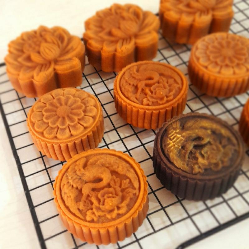 Jual Mooncake 14 rasa / kue bulan HALAL (harga satuan) / tiong ciu pia ...