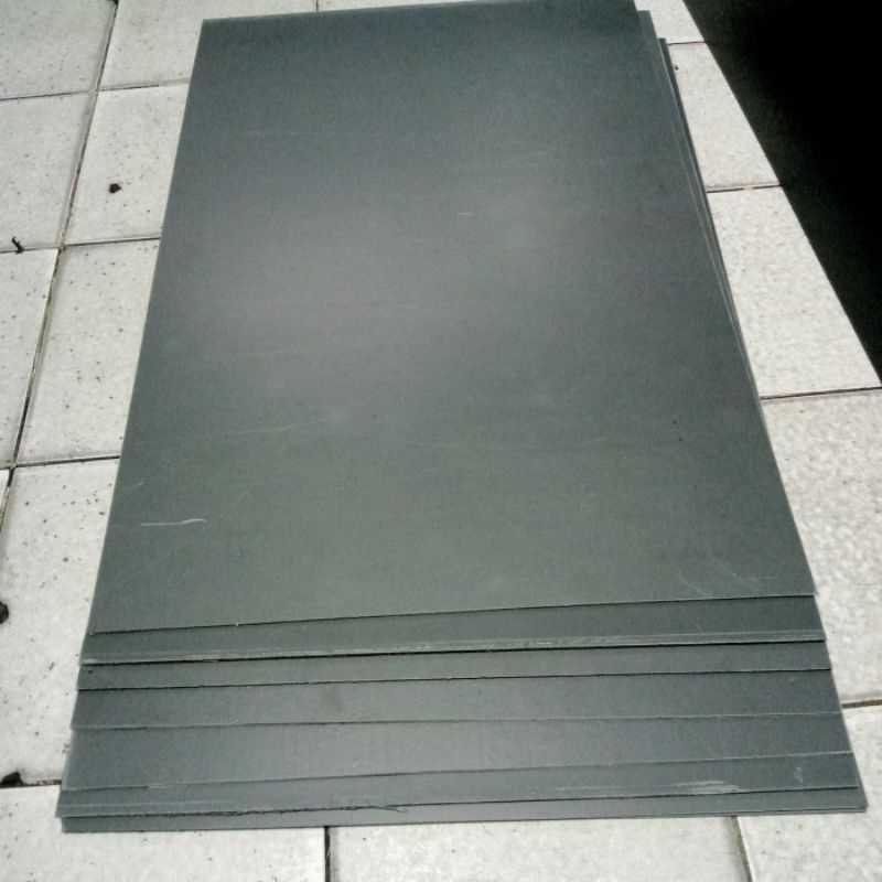 Jual plat pvc 3mm ukuran 20cm x 20cm PVC abu abu | Shopee Indonesia