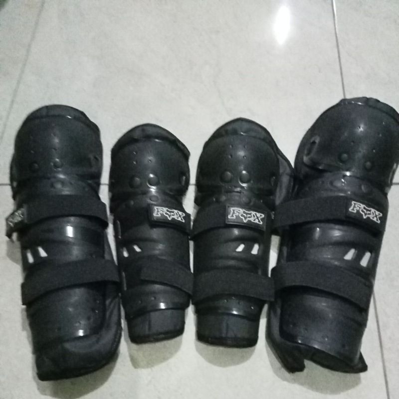 Jual Deker Motor F0X Hitam || Deker Protector Lutut Dan Siku kaki dan ...