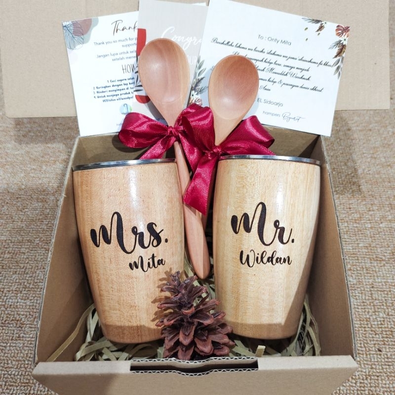 Jual Kado Pernikahan Gelas Kayu Stainless / Hampers Pernikahan / Kado ...