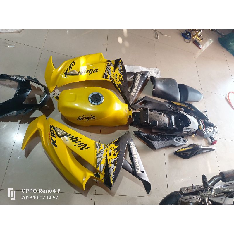 Jual body ninja rr new fullset kuning original | Shopee Indonesia