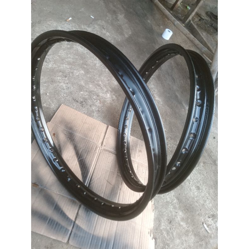 Jual ring velg 17 Lingkaran Black Glossy Bahan besi untuk semua Motor ...