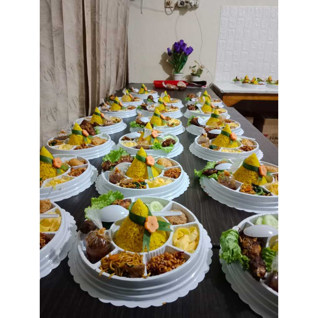 Jual Tumpeng mini mika sekat 20 cm TUMINI STANDAR nasi kuning tumpeng ...