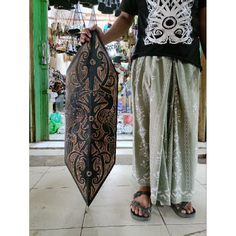 Jual TAMENG KHAS DAYAK KALIMANTAN MOTIV BURUNG ENGGANG | Shopee Indonesia