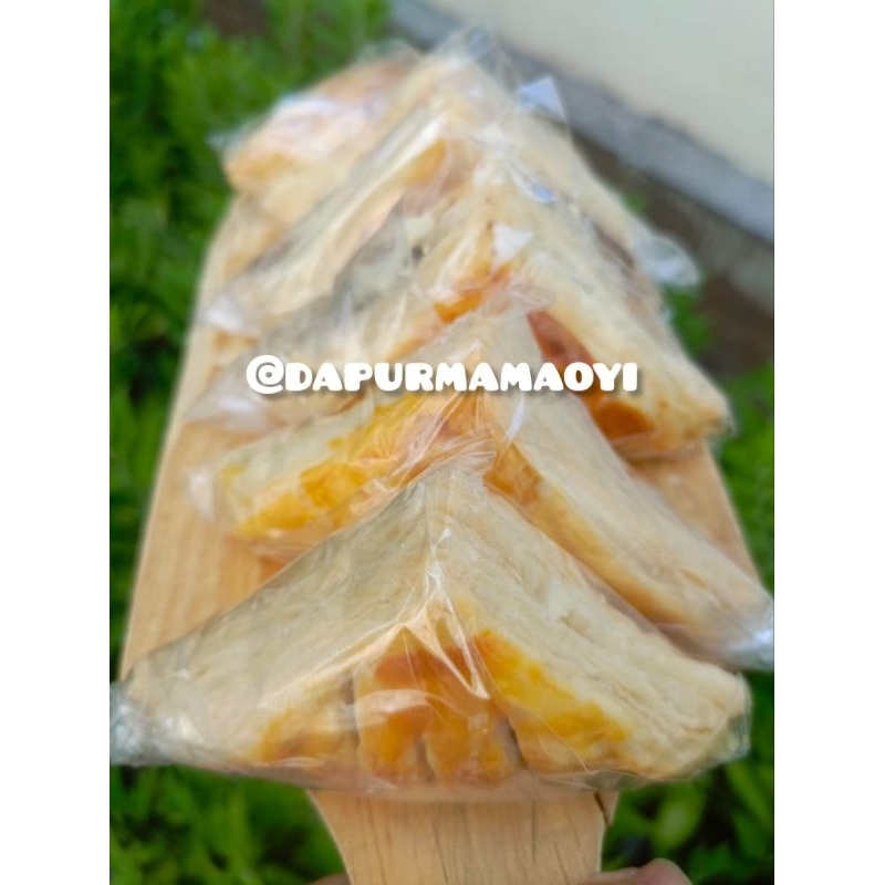 Jual KUE PASTRY/KUE GRIM/KUE GREM ISI KACANG 1MIKA 4PCS | Shopee Indonesia