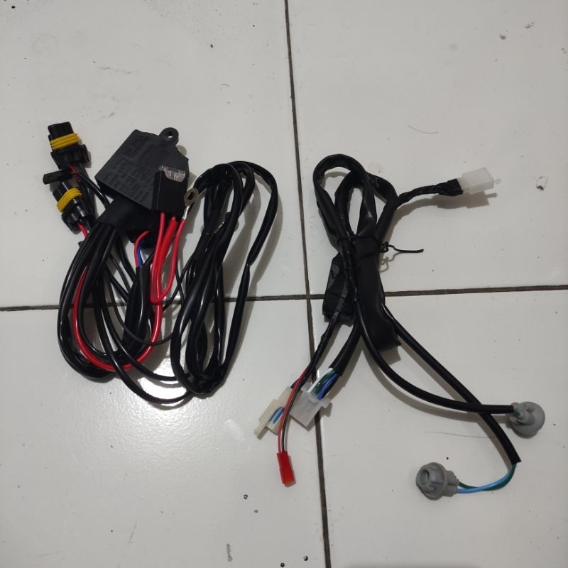 Jual kabel sett projie biled vario 125 tinggal colok soket ke motor ...