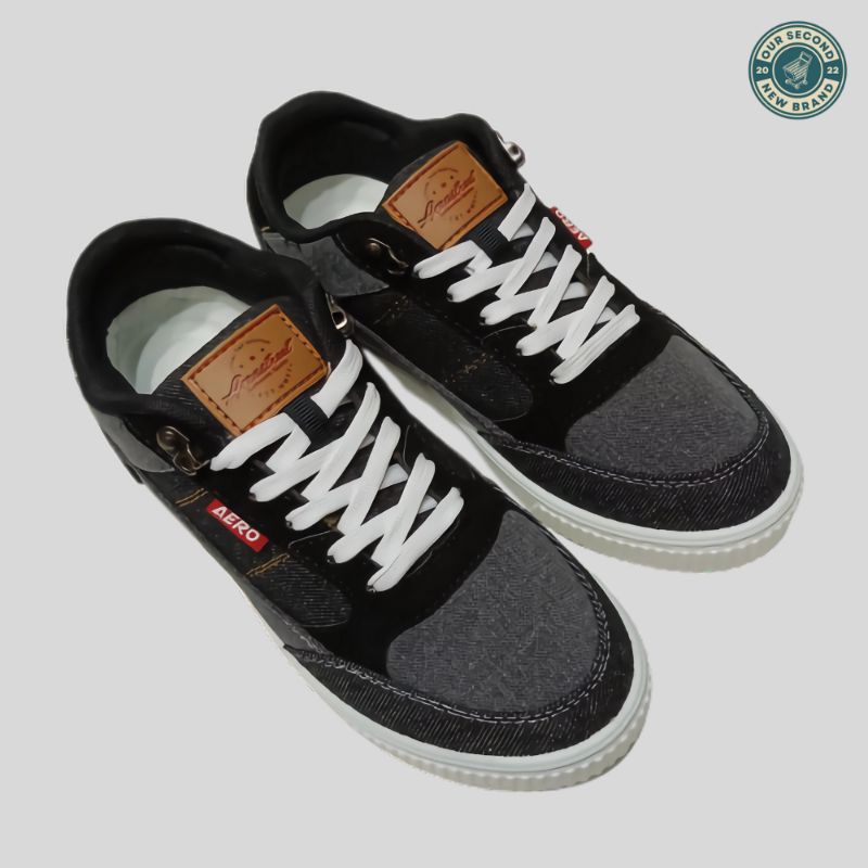 Jual sneakers - aerostreet / rodeo | black | Shopee Indonesia