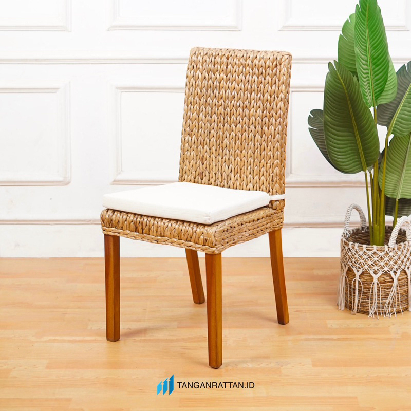 Jual Kursi Makan Rotan Minimalis Dengan Bantal / Kursi Cafe Teras Rotan ...