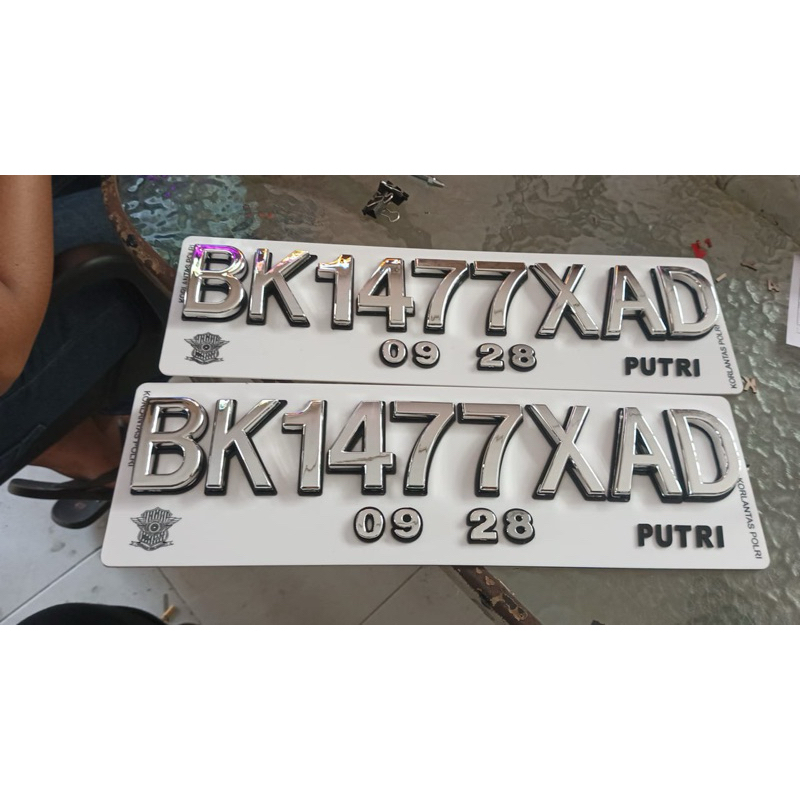 Jual Plat Mobil Mewah Cembung Chrome liss hitam free dudukan plat ...