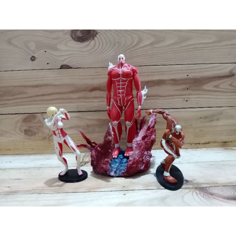 Jual figure shingeki no kyojin attack on titan colossal titan armored ...