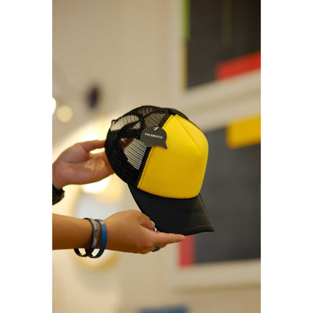 Jual TOPI JARING POLOS PREMIUM HITAM KUNING HITAM | Shopee Indonesia