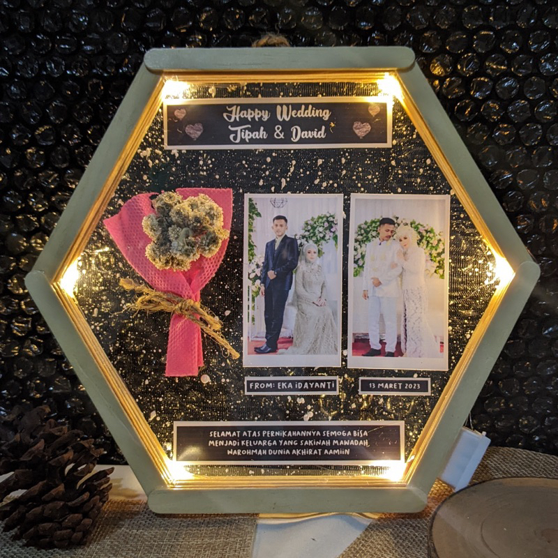 Jual (Gratis Box, sticker, polaroid) Kado Hexa Frame Kado Ulang Tahun/Anniversary/Wedding/Besti ...