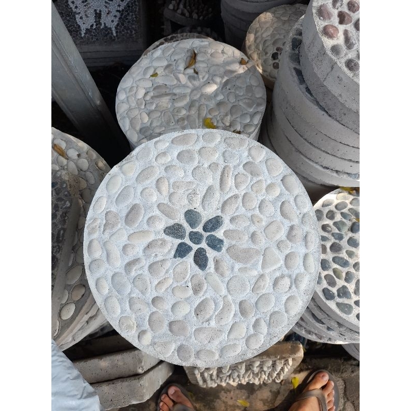 Jual Steping stone bulat - batu pijakan taman | Shopee Indonesia