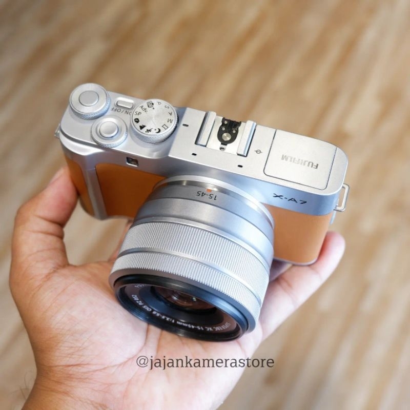 Jual FUJIFILM XA7 XA-7 LENSA KIT 15-45MM | Shopee Indonesia