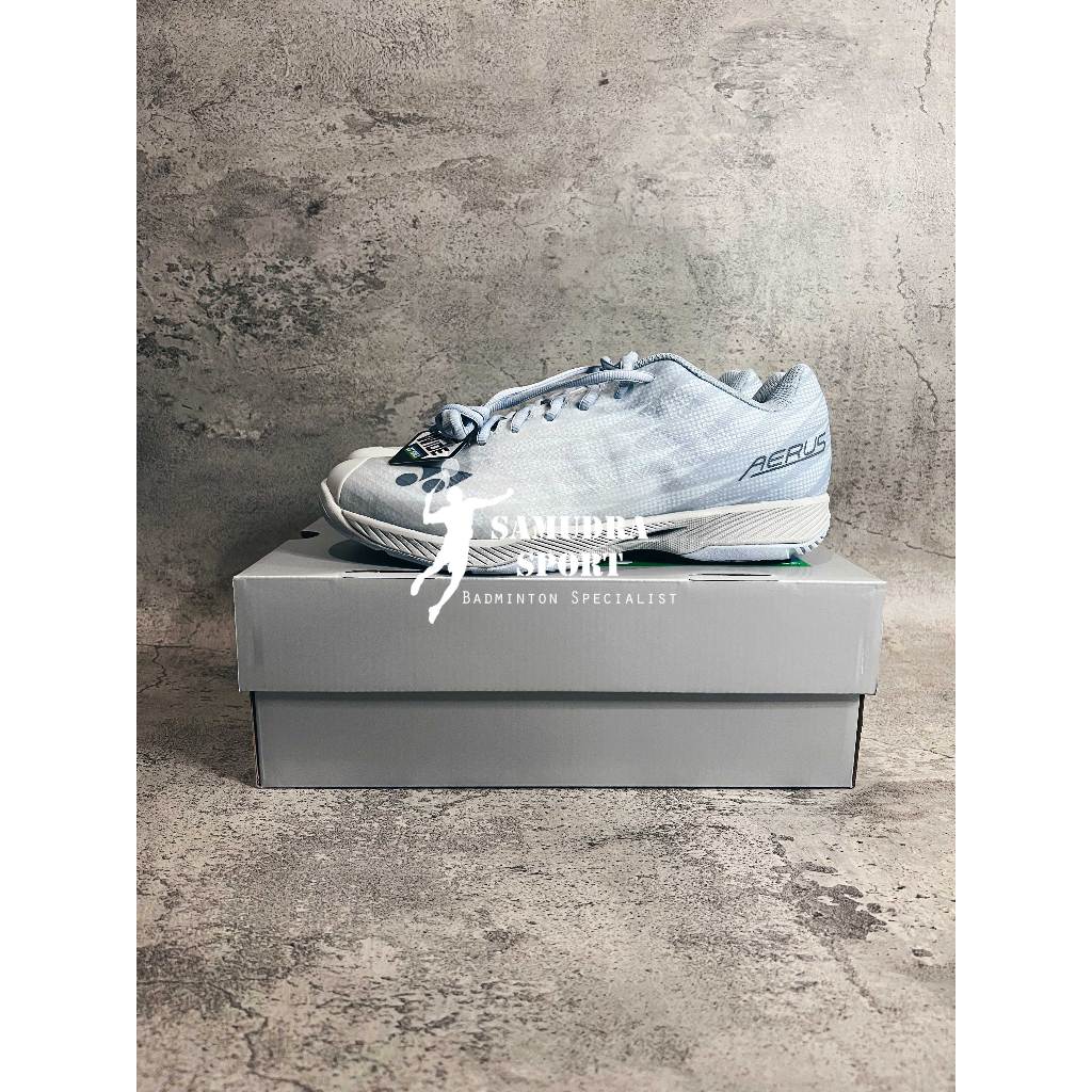 Jual Sepatu Badminton Yonex Aerus Z 2 / Z2 Wide / SHBAZ2WEX / Light ...