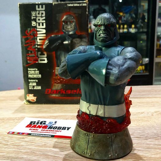 Jual DC DIRECT BUST VILLAINS OF THE DC UNIVERSE DARKSEID BUST | Shopee ...