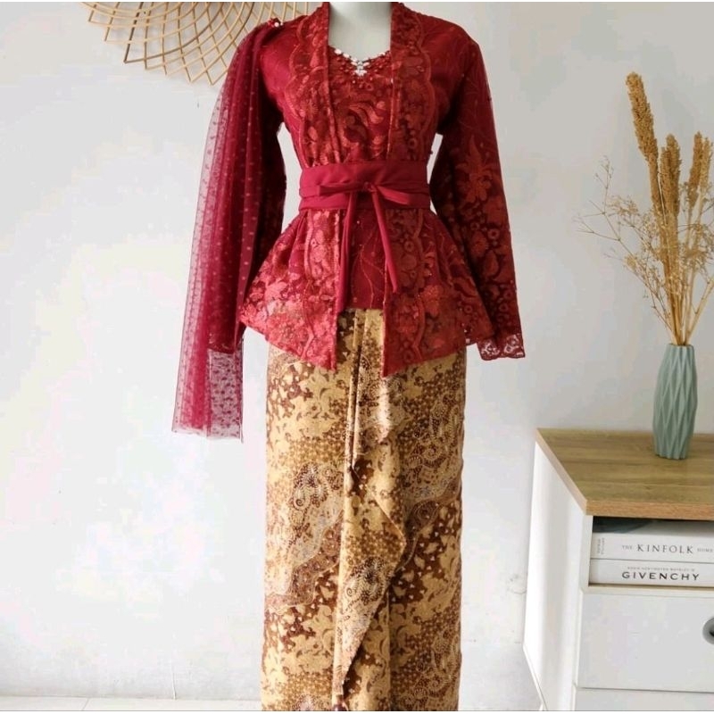 Jual kebaya wisuda broklat liodra | Shopee Indonesia
