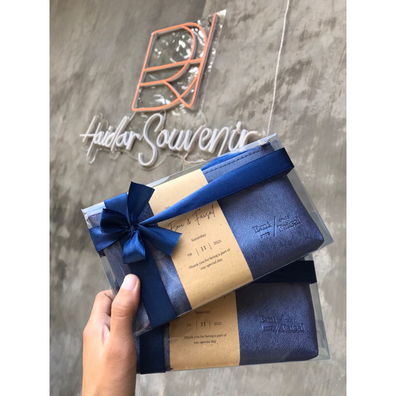 Jual souvenir pouch besar ukuran 18x3x10 kemas mika | Shopee Indonesia