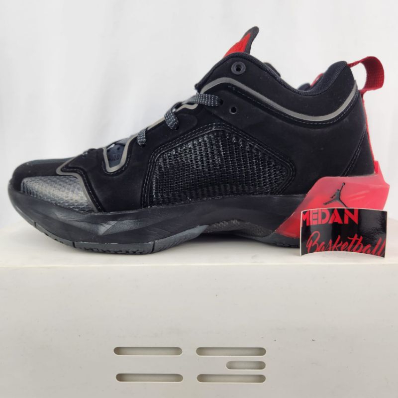 Jual Sepatu Basket Jordan AJ 37 Low Bred/AJ XXXVII | Shopee Indonesia