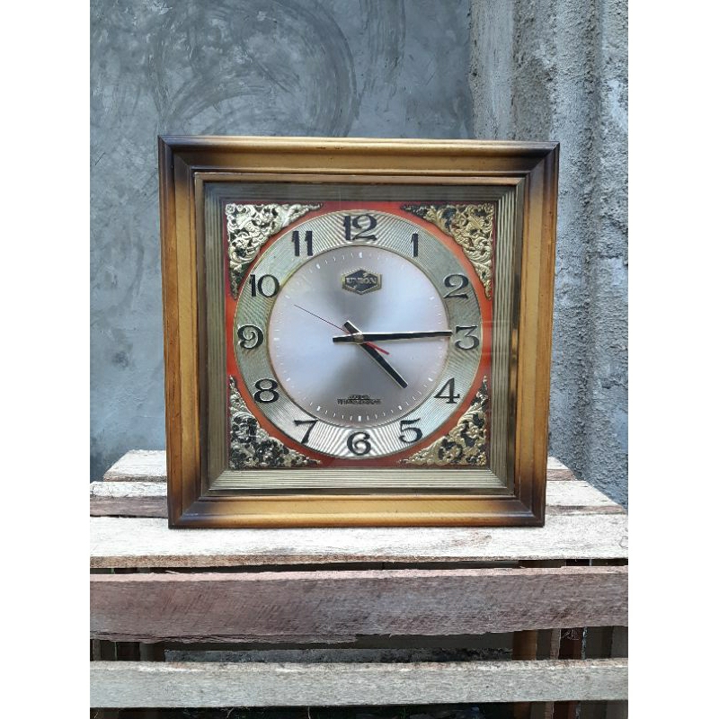 Jual Vintage Jam Dinding Jadul Union 400 Day Transistor Japan (Bekas ...
