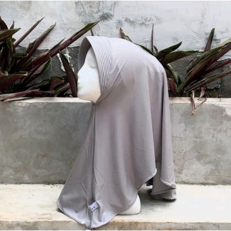 Jual KENAN HIJAB - DZEVADA WARNA TERBARU // SIZE M | Shopee Indonesia