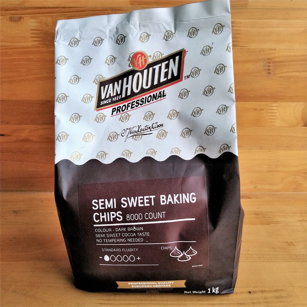 Jual Van Houten Semi Sweet Baking Chips 8000ct / Choco Chips 1kg ...
