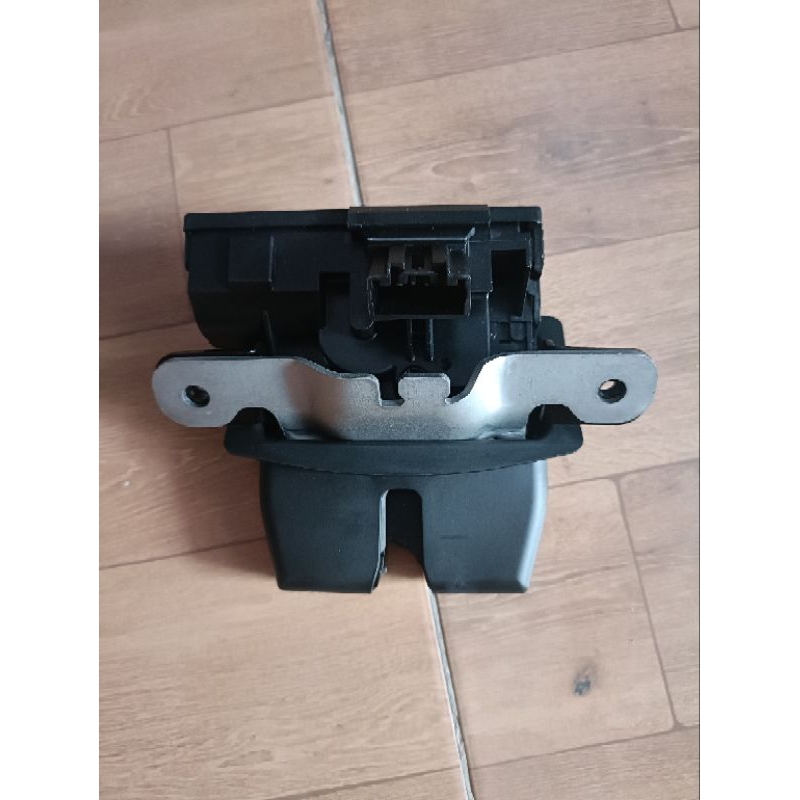 Jual door lock kunci pintu bagasi Ford fiesta Ecosport focus | Shopee ...