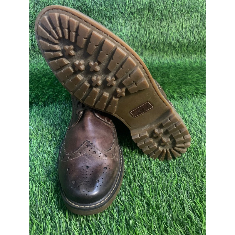 Jual Clarks Mens Batcombe Lord Chelsea Boots Brown | Shopee Indonesia