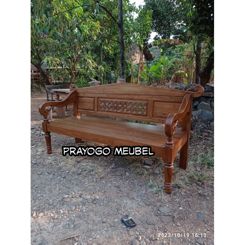 Jual Kursi Risban Antik Kuno Repro Kayu Jati Jepara Bangku Resban bale ...