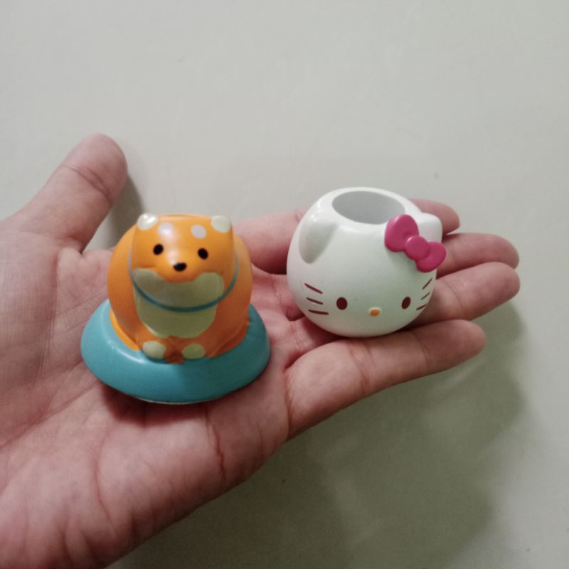 Jual Daiso Japan - Toothbrush holder stand hello kitty, tempat sikat ...
