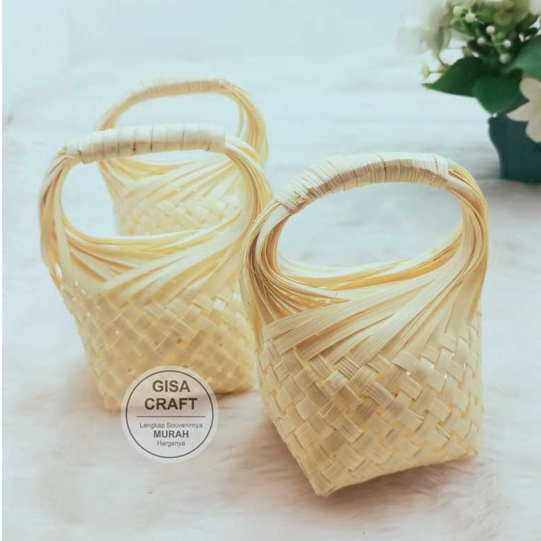 Jual Gisacraft Souvenir Keranjang Anyaman Bambu Serut Ukuran Alas +-7 x ...