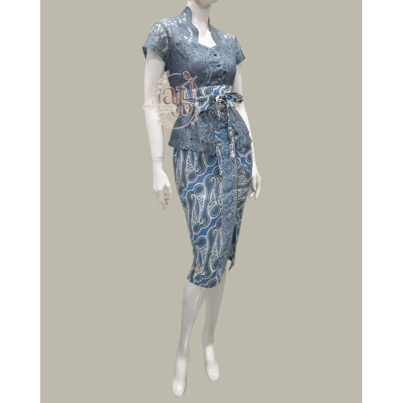 Jual Kebaya kutubaru, rok klep BATIK, dan OBI BATIK senada by atelier ...