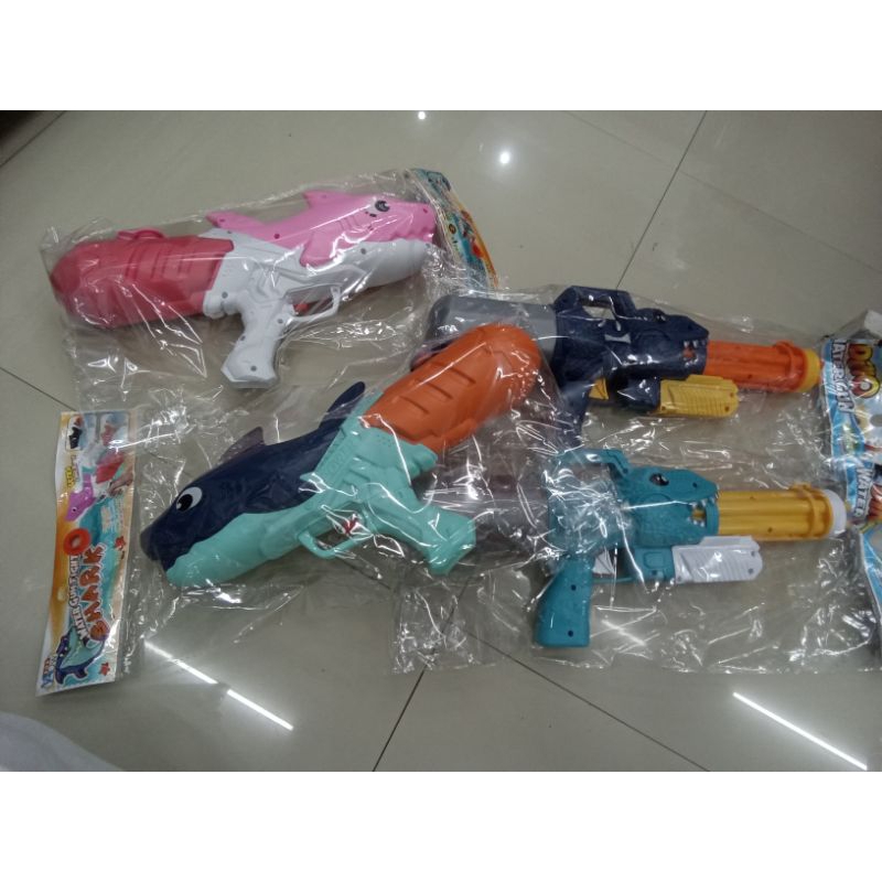 Jual Pistol Air / Tembakan air /Dino Water Gun / Shark water Gun ...