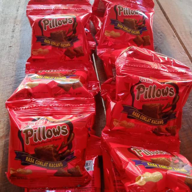 Jual Snack Oishi PILLOWS ANEKA RasA 6-12 gram (1 renceng isi 10 pcs ...