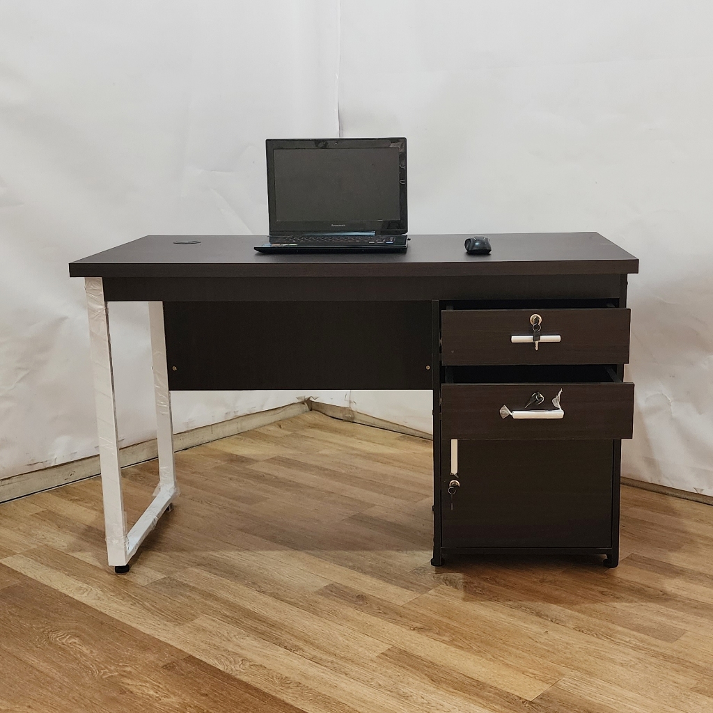 Jual MEJA KOMPUTER BESI MURAH LAKU LARIS DICARI GARANSI KERJA LAPTOP ...