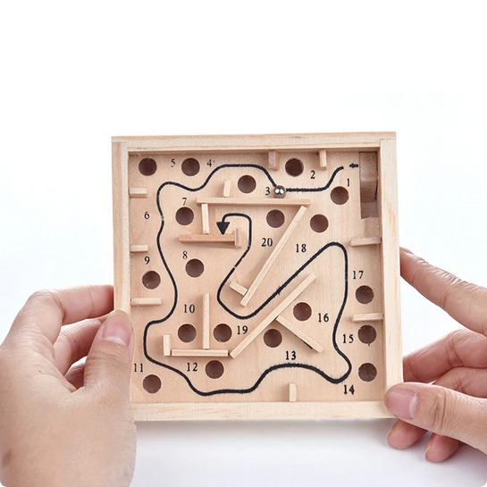 Jual Mainan Puzzel Labirin Maze Wood Labyrinth Puzzle Balance Board 522 ...
