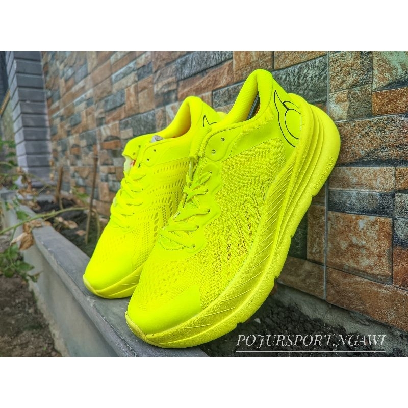 Jual SEPATU RUNNING ORTUSEIGHT HYPERBLAST ENCORE ( PRODUK 100℅ ORI ...