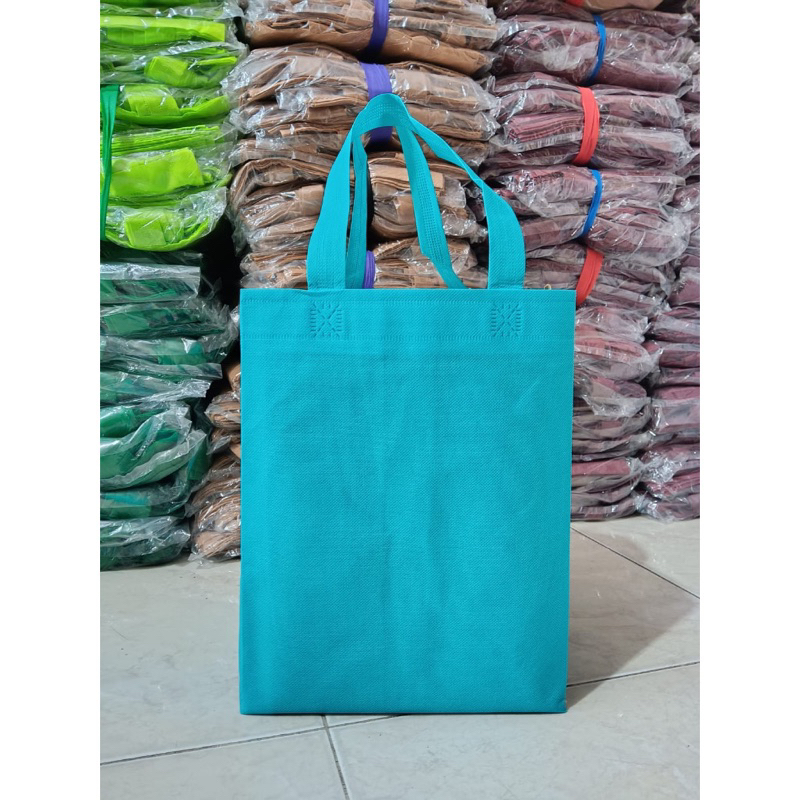 Jual tas spundbond HBPA 20 x 30 x 9cm / tas hajatan / tas goodie bag ...