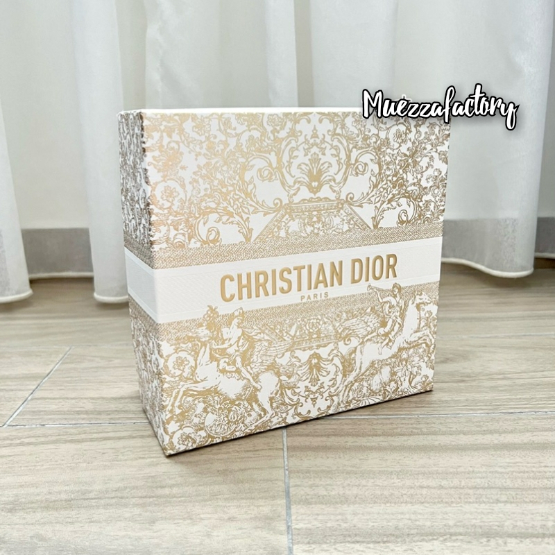 Jual BOX DIOR - KOTAK KADO HADIAH DIOR AUTHENTIC | Shopee Indonesia