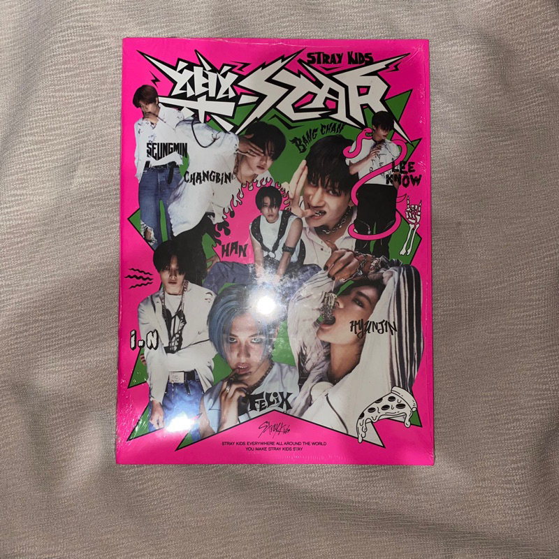Jual READY STOCK ALBUM STRAYKIDS ALBUM SEALED HEADLINER ROCK STAR BANGCHAN LEEKNOW HYUNJIN ...