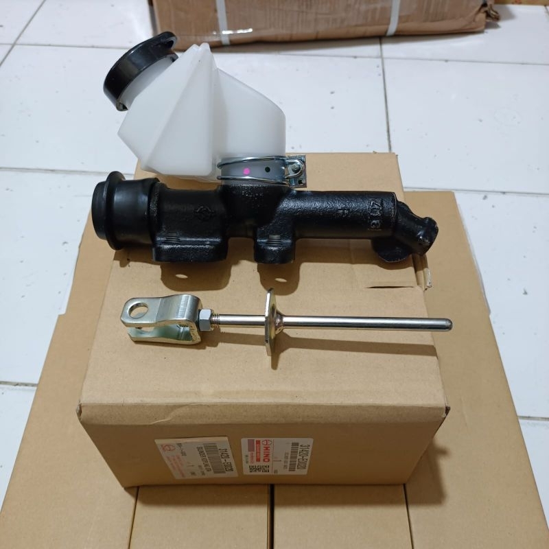 Jual CYLINDER MASTER KOPLING ATAS HINO 500 FM260 320TI HINO GENUINE PART 31420-E0020 | Shopee ...
