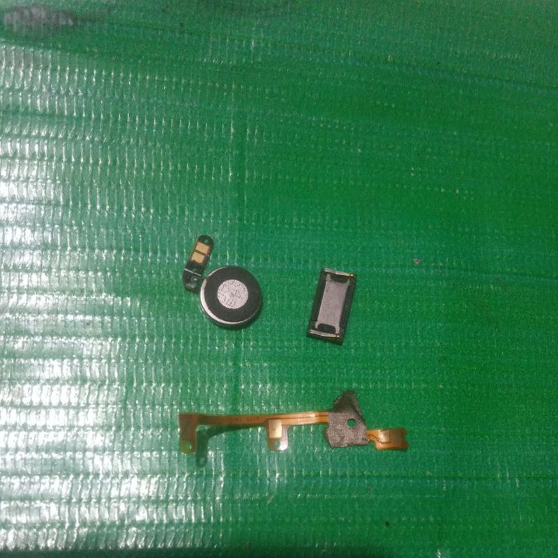 Jual SPEAKER GETAR FLEKSIBEL BUZZER BEKAS OPPO A3S 1803 BEKAS | Shopee ...
