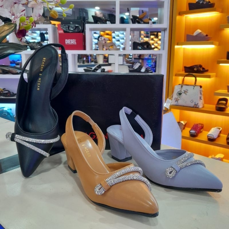 Jual Reagan & Megan | Shopee Indonesia