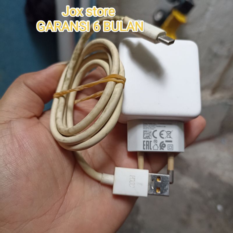 Jual Charger Realme 5 pro dan Xt X bekas 20 watt Copotan | Shopee Indonesia