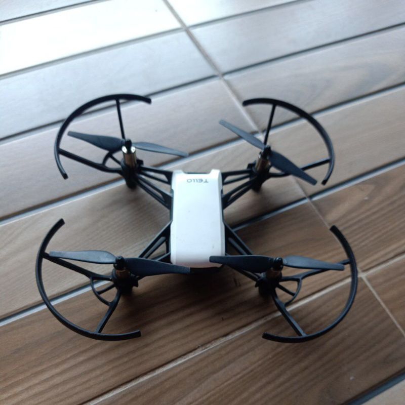 Jual DJI TELLO Drone mini ( second ) | Shopee Indonesia